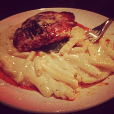 Crave - American Restaurant in Akron