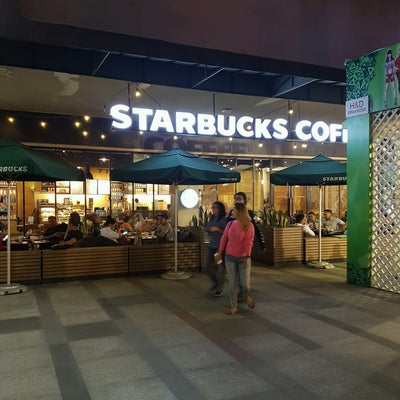 Starbucks (Now Closed) - 217 tips