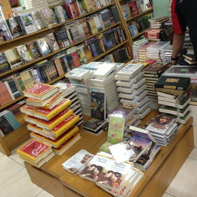Pasar Buku Palasari - Bookstore