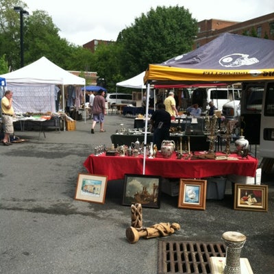 Georgetown Flea Market - Flea Market in Washington