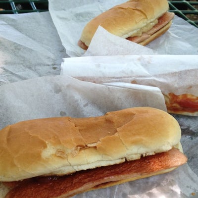 Walter's Hot Dog Stand - Hot Dog Joint in Mamaroneck