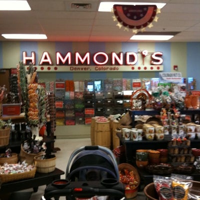 Hammond's Candies since 1920 - Candy Store