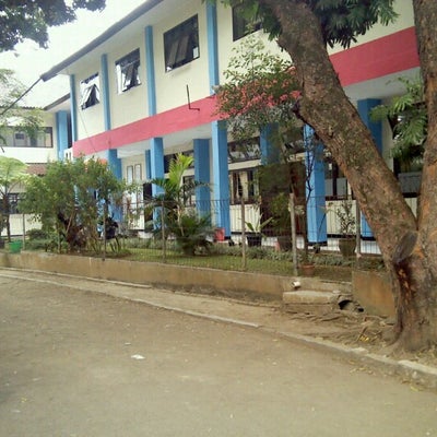 SMA Labschool UPI - High School in Bandung