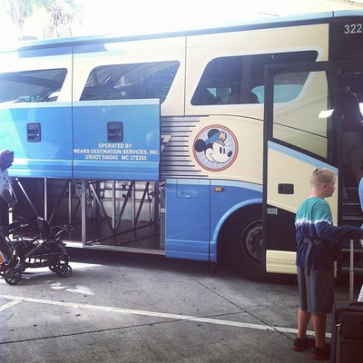 Disney's Magical Express Welcome Center - Bus Station in Orlando