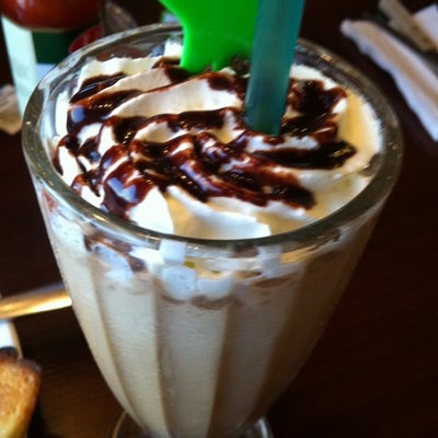 Upperstar Restaurant & Bar - 151 tips