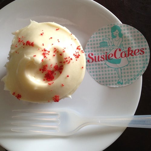 SusieCakes - 3500 N Sepulveda Blvd Ste 150 - Manhattan Beach