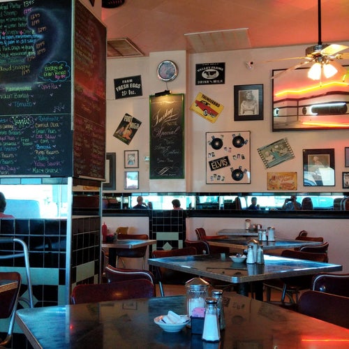410 Diner - 8315 Broadway St - San Antonio