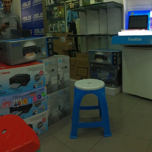 Computer City - Jl.Pengayoman F9 No.7 - Makassar