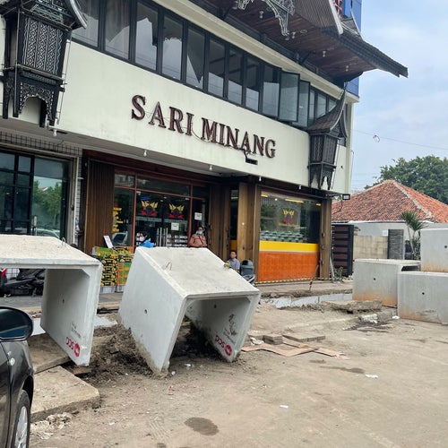 Restoran Sari Minang - Jalan Insinyur Haji Juanda No. 4 - Jakarta Pusat