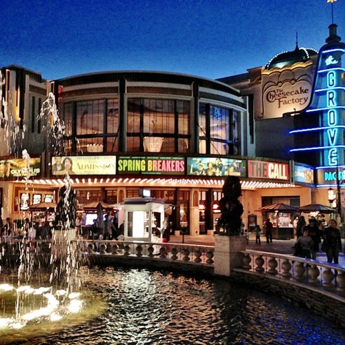 The Grove - 189 The Grove Dr - Los Angeles