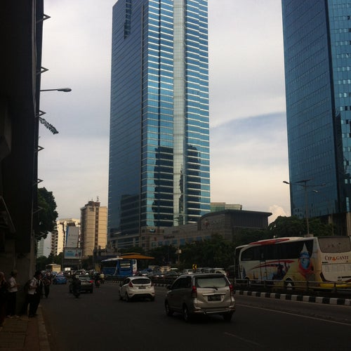 Wisma Mulia - Jalan Jenderal Gatot Subroto No. 42 - Jakarta Selatan