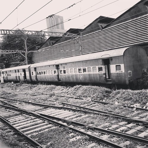 Matunga Railway Station - Lakhamsi Nappu Road - Mumbai