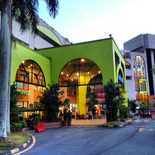 AEON Alpha Angle Shopping Centre - Seksyen 1, Jalan 2/27A - Kuala Lumpur