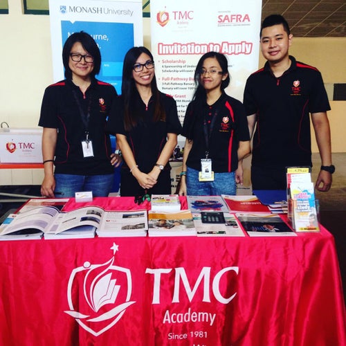 Clementi Camp - 26 Clementi Loop - Singapore