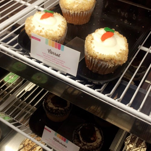 Crumbs Bake Shop - 880 3rd Ave - New York