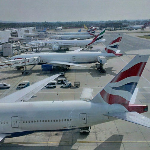 London Gatwick Airport (LGW) - A23 Airport Way - Crawley