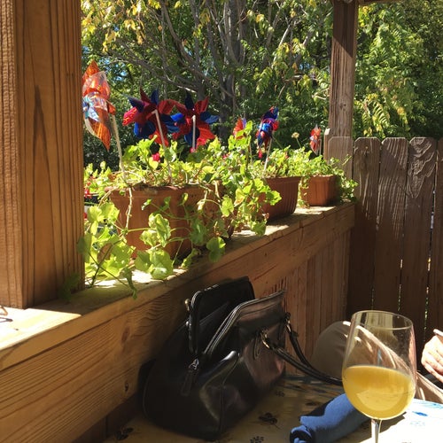 Cafe 1912 - 243 S Cooper St - Memphis