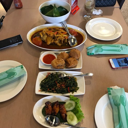 Munik Restoran - Jl. Matraman Raya No. 80-82 - Jakarta