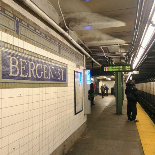 MTA Subway - Bergen St (2/3) - Bergen St & Flatbush Ave - Brooklyn