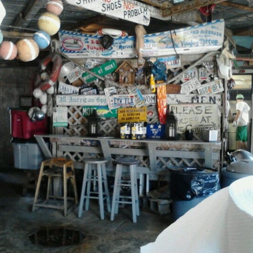 BO's Fish Wagon - 801 Caroline St - Key West