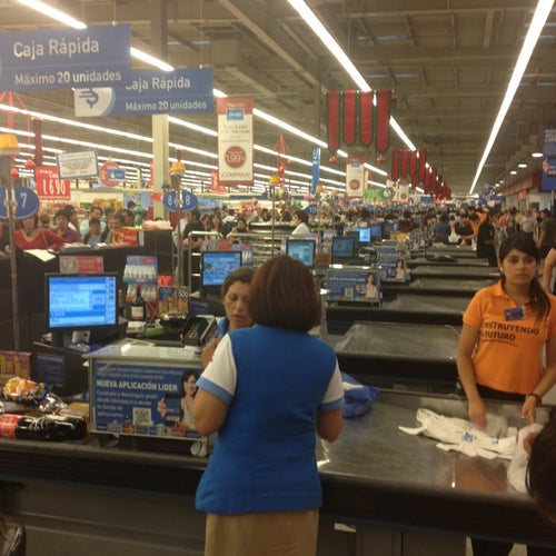 Hiper Líder - General Velásquez 60 - Estación Central