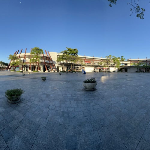 U.P.-AyalaLand TechnoHub - Commonwealth Ave, Diliman - Quezon City