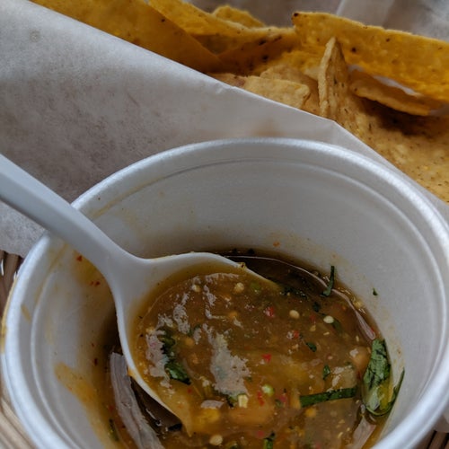 Chavas Tacos - 2333 W Grand Ave - Chicago