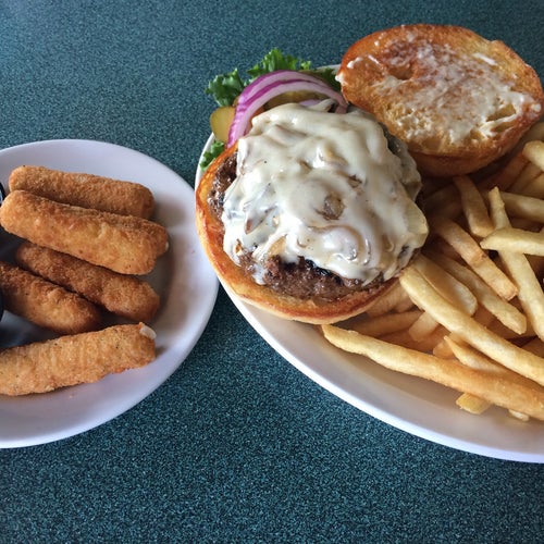 Froggy's Bar & Grill - 726 2nd St - Davis