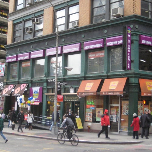 Midtown Comics - 64 Fulton St - New York