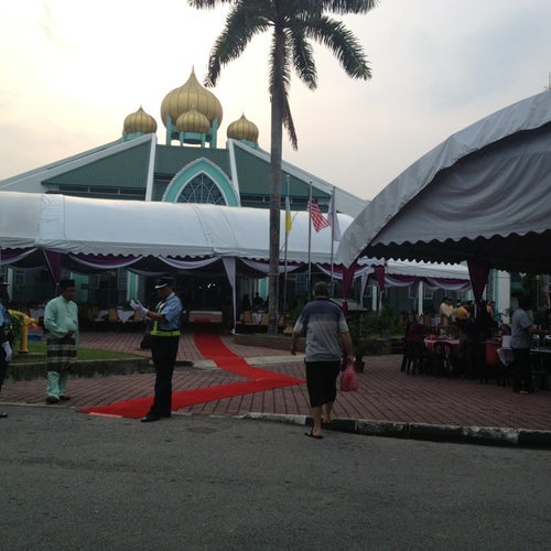 Masjid Al-Malik Khalid - Universiti Sains Malaysia (USM) - Gelugor