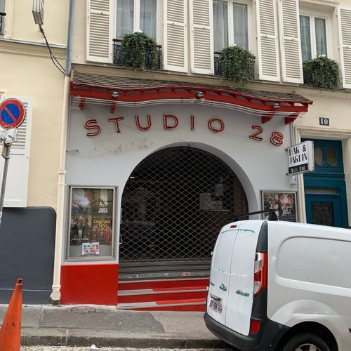 Studio 28 - 10 rue Tholozé - Paris