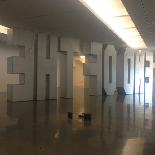 Regen Projects - 6750 Santa Monica Blvd - Los Angeles