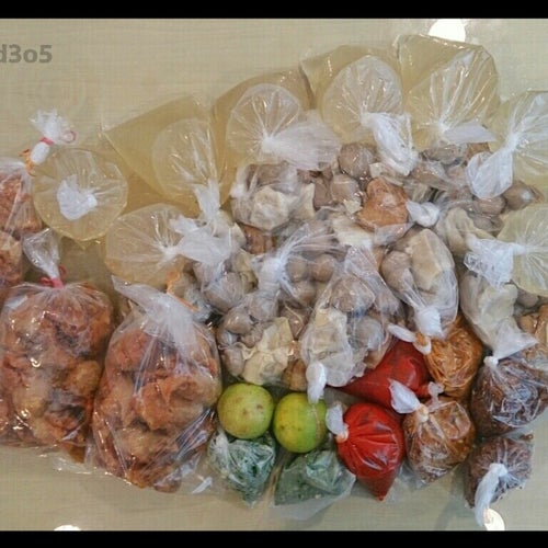 Bakso Pak War - Jl. Manyar Kertoarjo - Surabaya