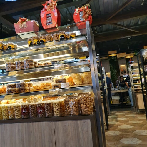 Michelle Bakery - Jalan Alternatif Cibubur No. 9 - Cibubur