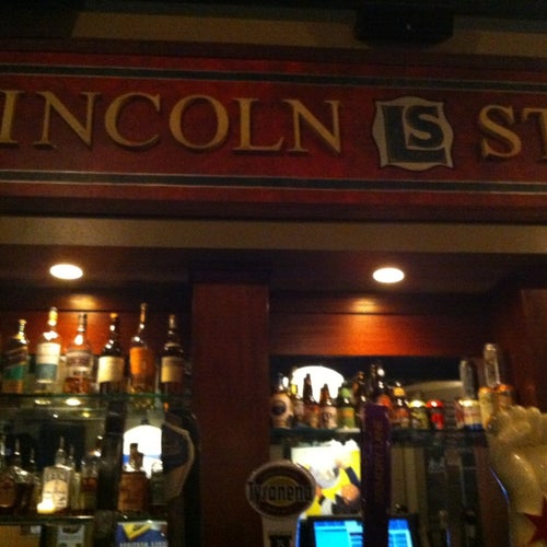 Lincoln Station - 2432 N Lincoln Ave - Chicago