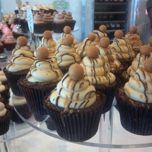 CamiCakes - 2221 Peachtree Rd NE - Atlanta