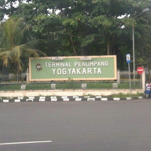 Terminal Giwangan - Jl. Imogiri 1 - Yogyakarta