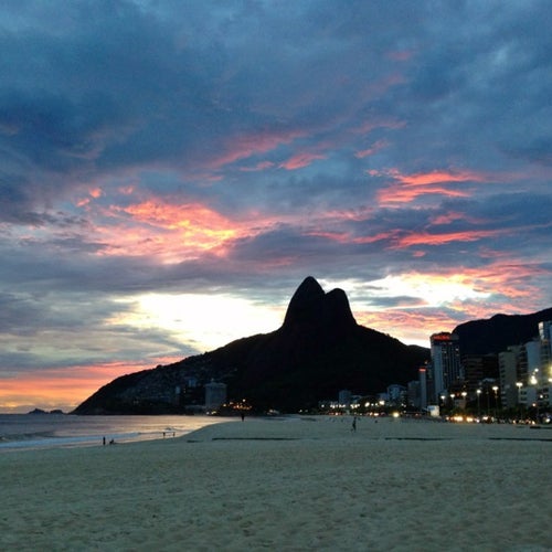 Leblon Beach (Praia do Leblon) - Av. Delfim Moreira - Rio de Janeiro