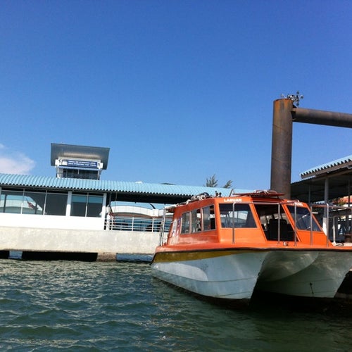 Labuan Ferry Terminal - Jalan Merdeka - Labuan