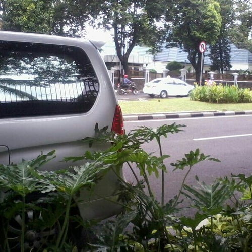 Kedutaan Besar Italia (Ambasciata d'Italia) - Jalan Diponegoro No. 45 ...
