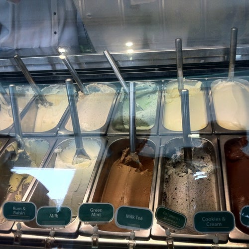 Azabu Sabo Hokkaido Ice Cream - #01-46 Clarke Quay Central - Singapore