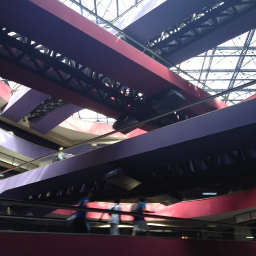 C.C. Macaracuay Plaza - Calle Mara, Macaracuay - Caracas