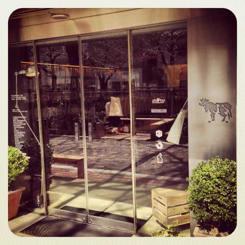 COW BOOKS 中目黒 - 青葉台1-14-11 - 東京