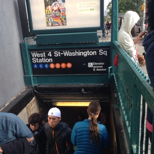 MTA Subway - W 4th Street/Washington Square (A/B/C/D/E/F/M) - W 4th St ...
