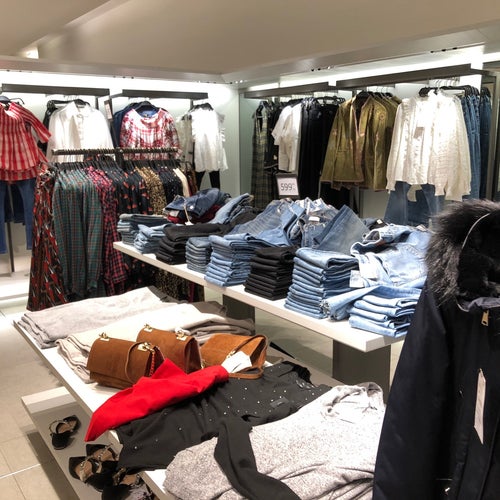 ZARA - Pondok Indah Mall 2, Lt. 1 - Jakarta