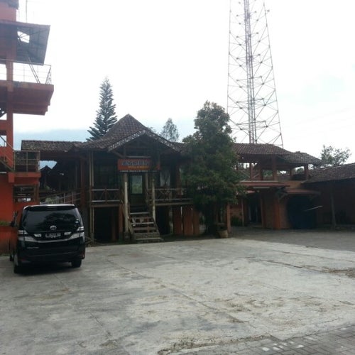 Dieng Kledung Pass Hotel & Restaurant - Jl. Wonosobo - Parakan KM 17 ...