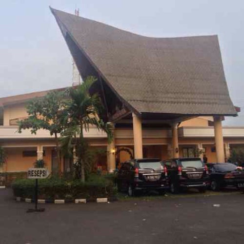 Gedung Mulia & Raja - Jalan Kebon Nanas No. 70 - Jakarta