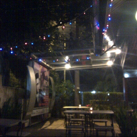 Maroon Café - Jalan Ronggo Warsito - Pekanbaru