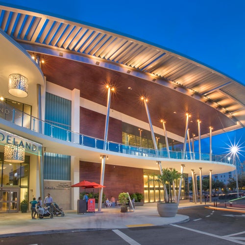 Dadeland Mall - 7535 N Kendall Dr - Miami