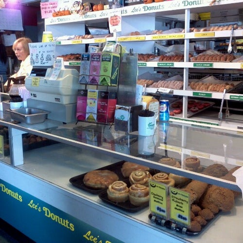 Lee's Donuts - 1689 Johnson St - Vancouver